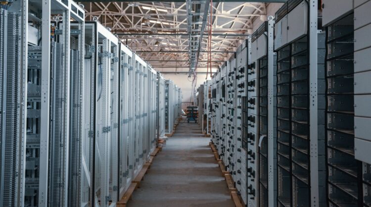 Canada Seeks Sovereign AI Data Centre Proposals - DataCentre.ca